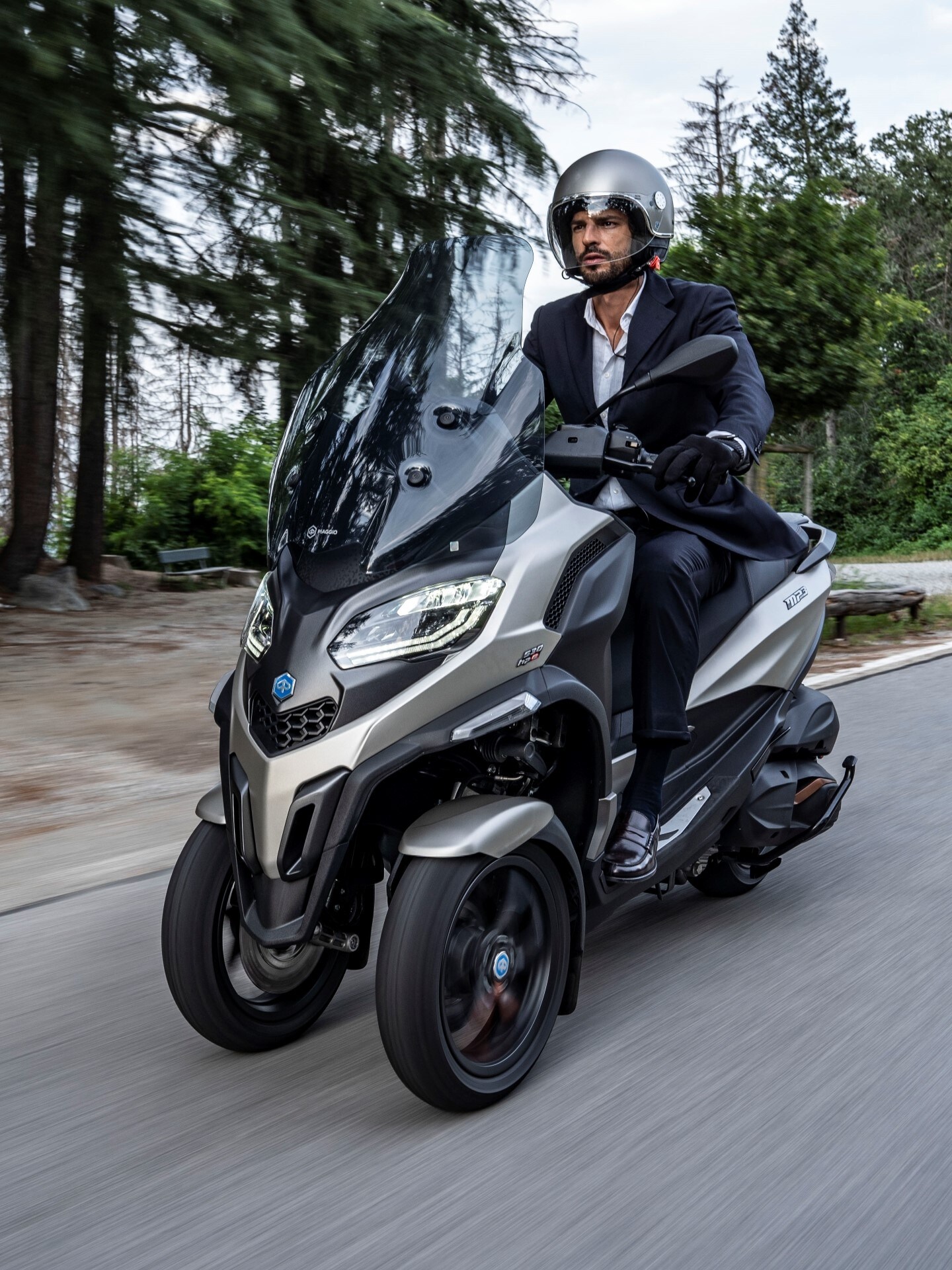 Piaggio: Scooter and urban mobility. Official site