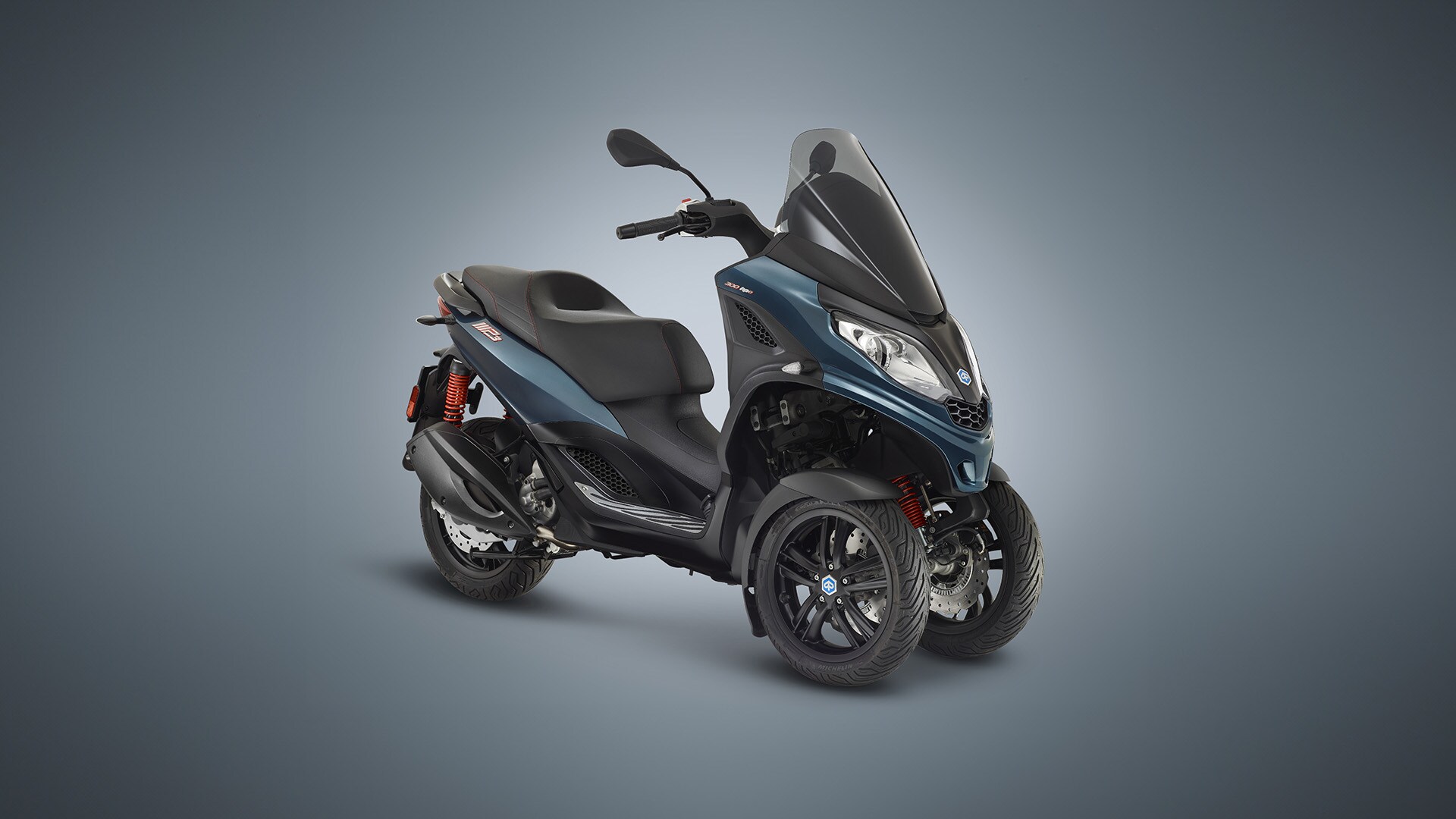 Piaggio Piaggio MP3 Sport 300: harga, konsumsi, warna