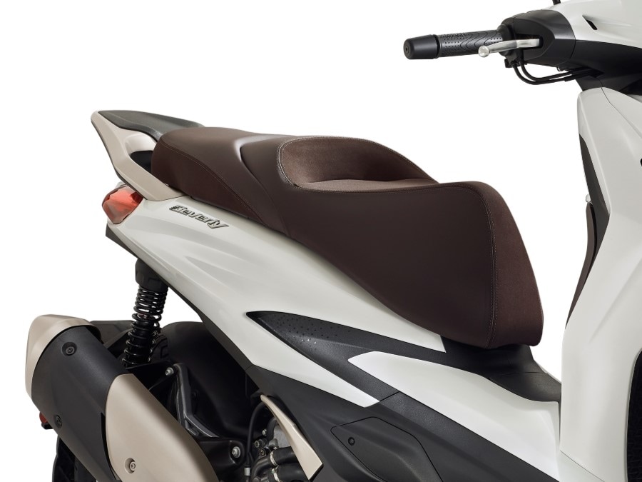 Piaggio Beverly: Discover the full range of models | Piaggio EN