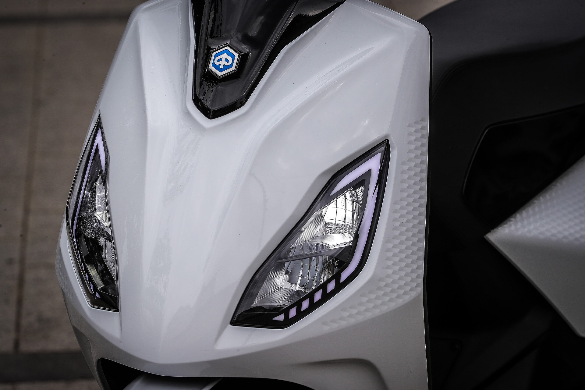 Piaggio 1: price, colours, specs | Piaggio UK