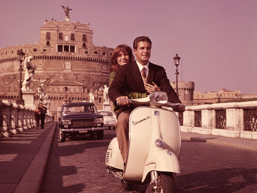 Piaggio Scooter History | Piaggio EN